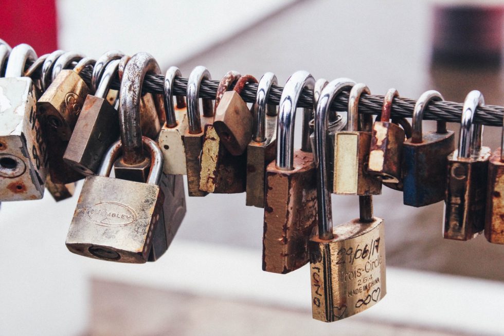 Finding and Fixing Locking Issues on SQL Server Databases | IDERA Finding and Fixing Locking Issues on SQL Server Databases | IDERA